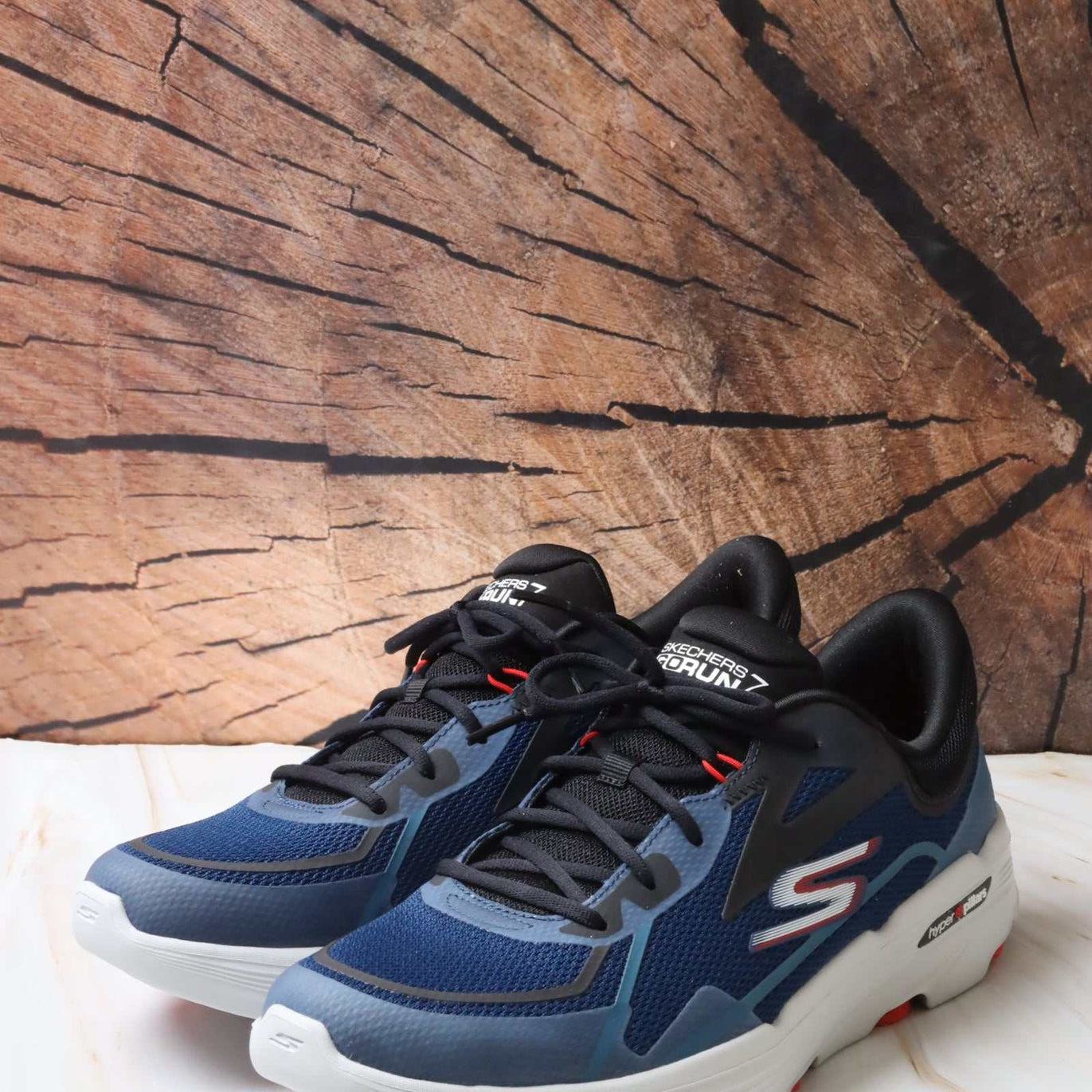 Hyper Pillars Skechers Go Run Mens Blue Skechers Sports Slip-On Shoes ...